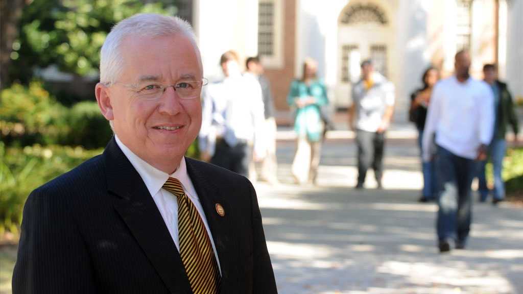 USM vice president for student affairs retiring