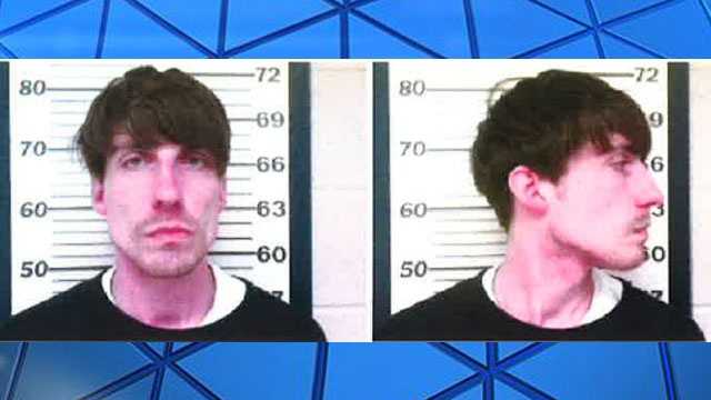 Man wanted in auto burglary case arrested in Vicksburg