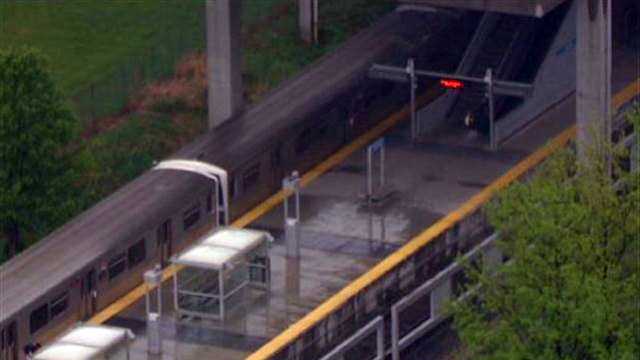 SkyTeam 11: rescue train sent to stranded passengers