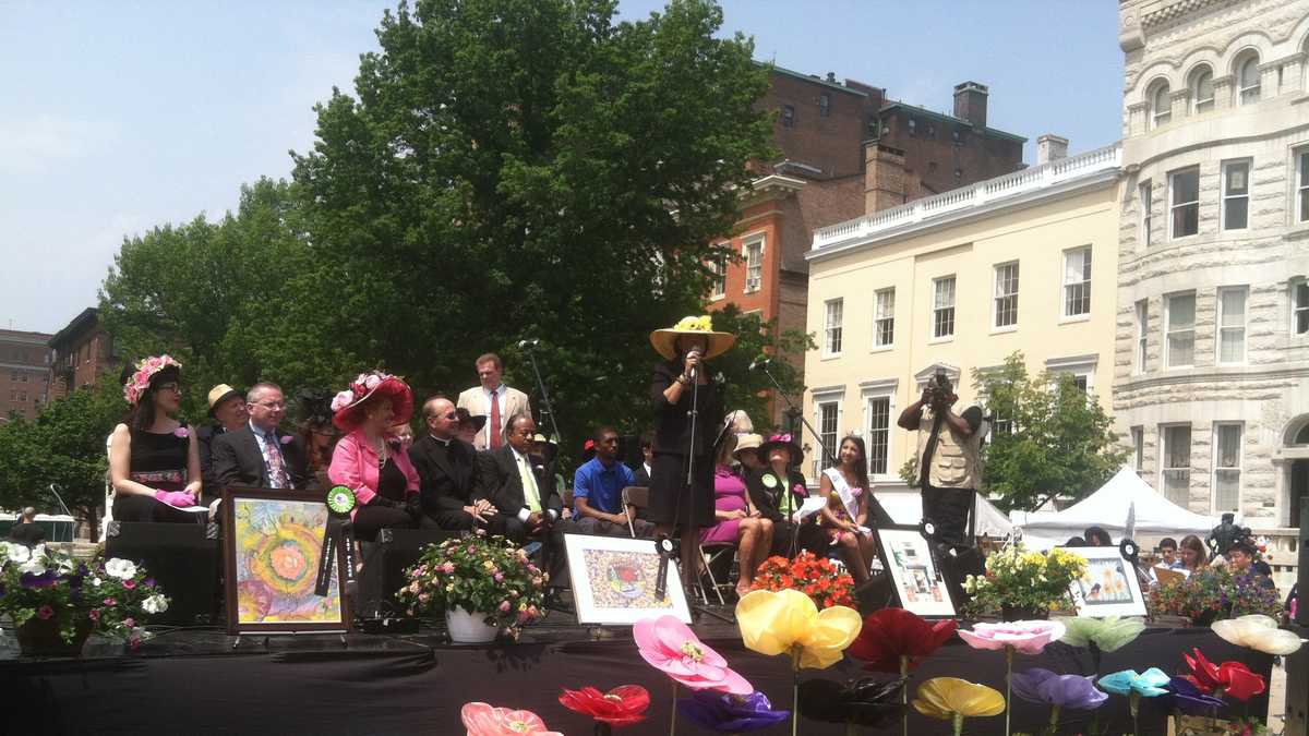 In photos: Flower Mart kicks off in Baltimore