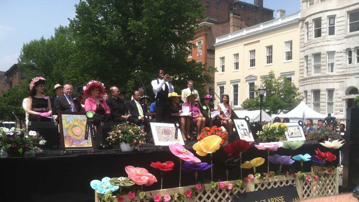 In photos: Flower Mart kicks off in Baltimore