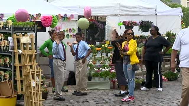 In photos: Flower Mart kicks off in Baltimore