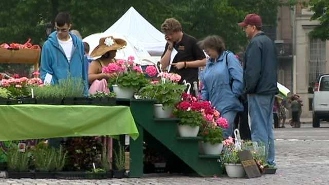 In photos: Flower Mart kicks off in Baltimore