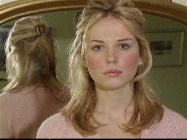 18-year-old wins 'Britain's Most Natural Beauty'