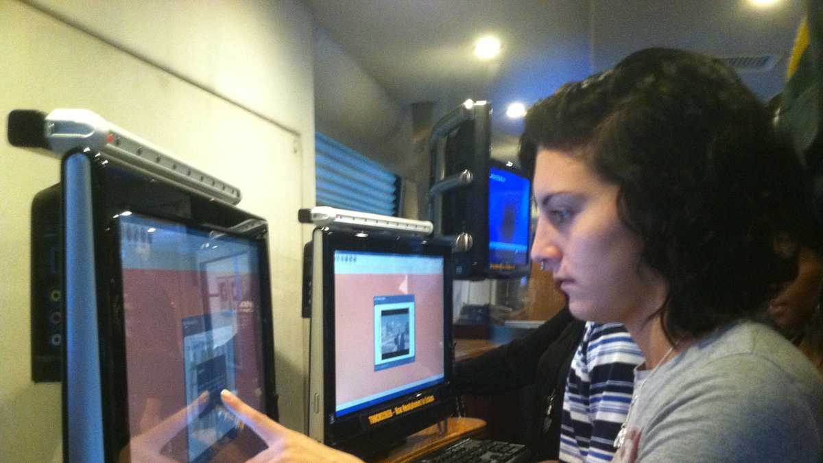 In Photos: Inside the C-SPAN Campaign 2012 bus