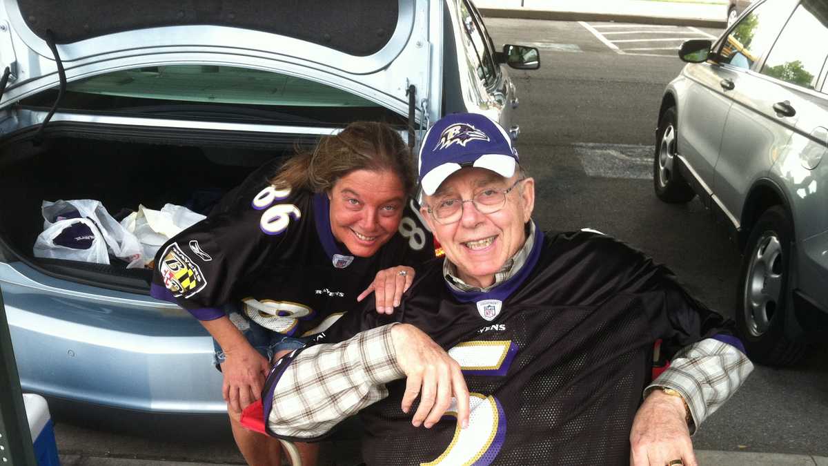 In photos: Ravens fans tailgate parties rally on