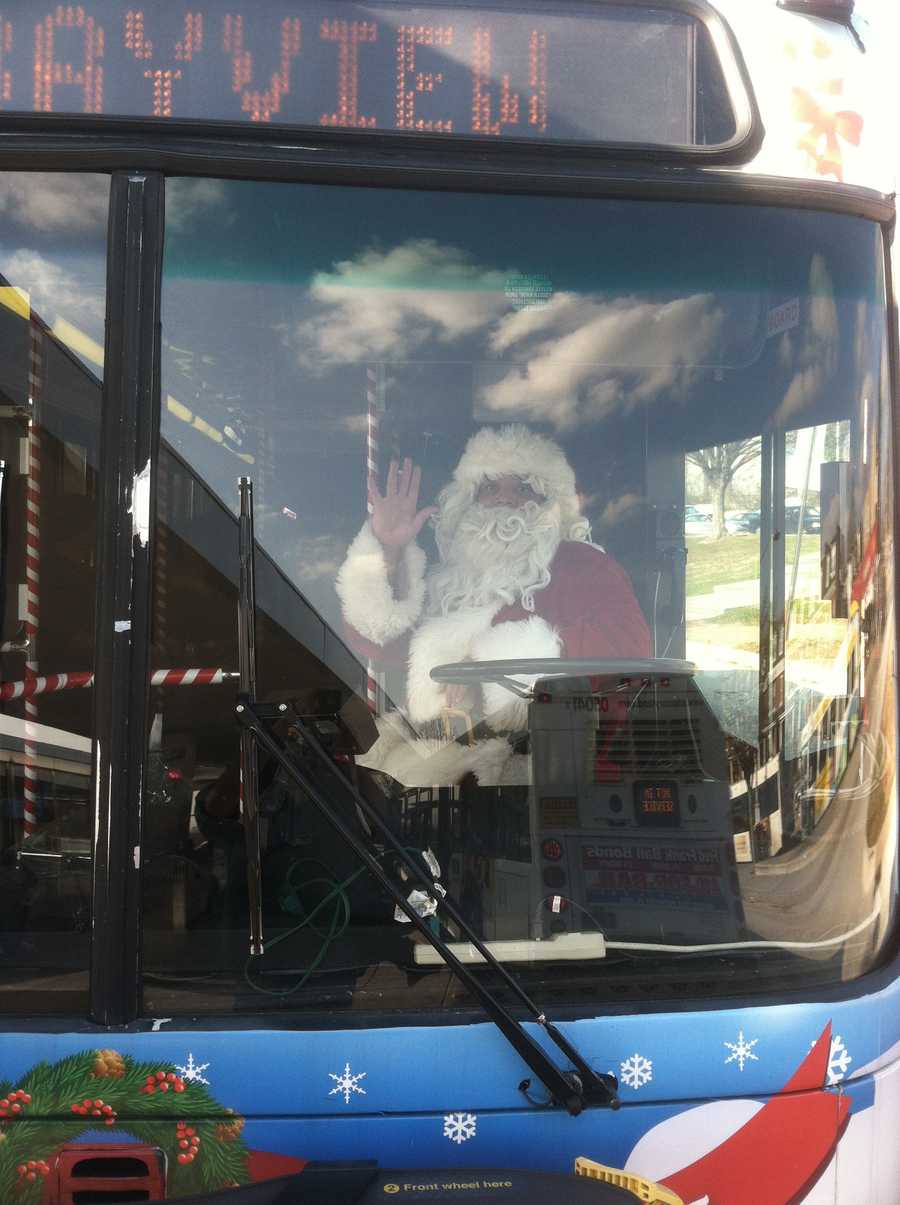 Images: Santa Bus Ride