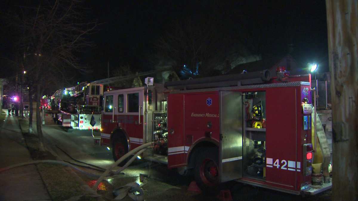 Images: 2 killed, 5 injured in northeast Baltimore fire