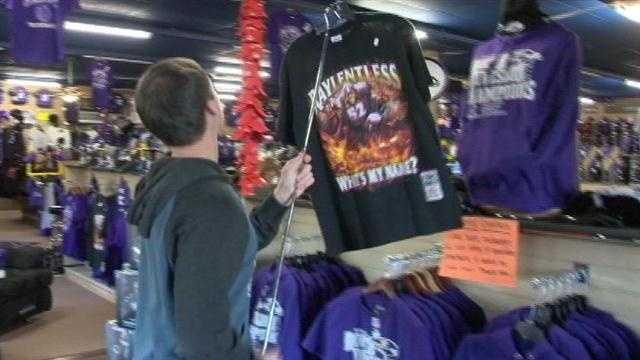 Images: Ray Lewis merchandise flying off shelves