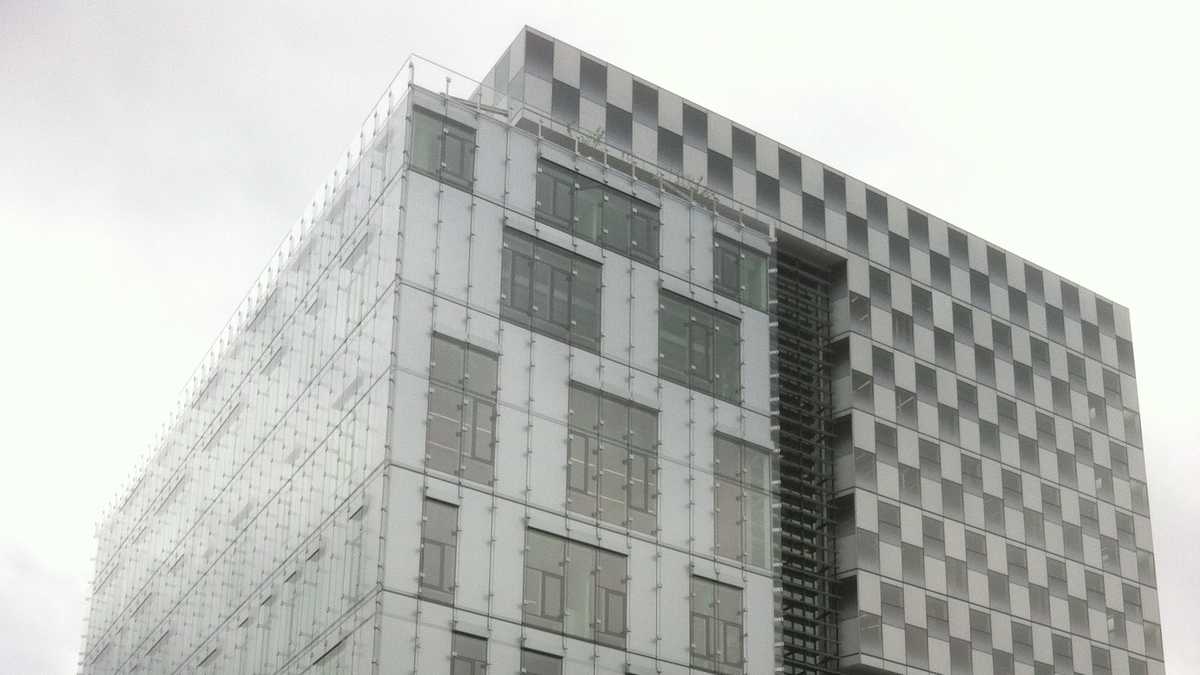 UB law center opens to big fanfare