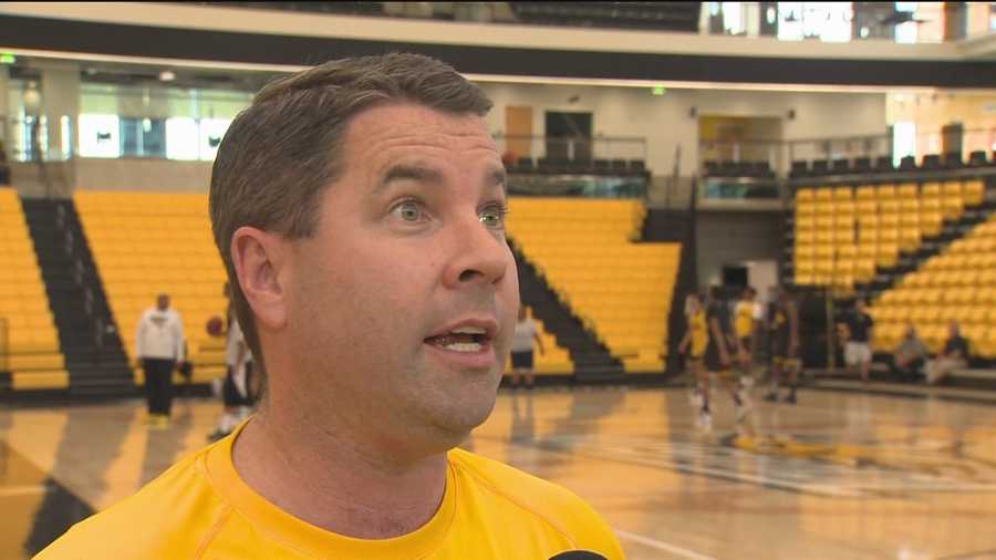 Towson Extends Contract With Skerry