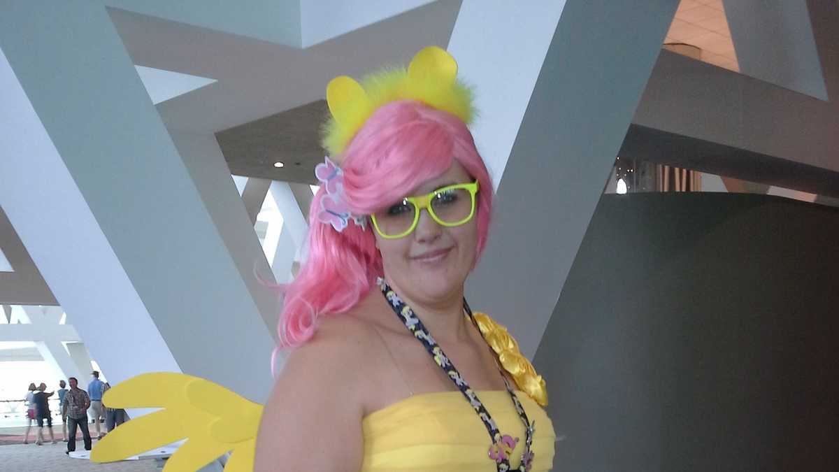 Images: Bronies celebrate 'My Little Pony'