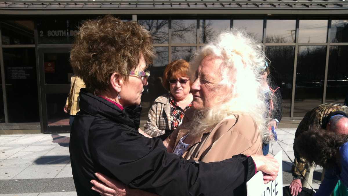 Photos: Mary Root gets reprieve in court case