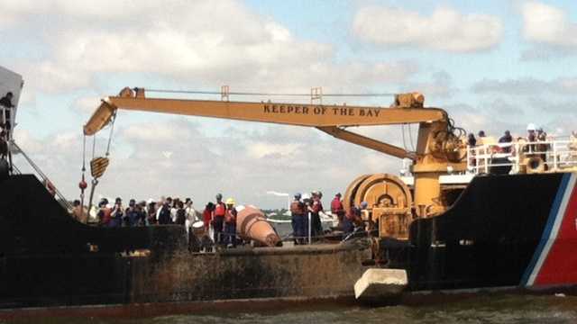 Coast Guard drops off Francis Scott Key buoy