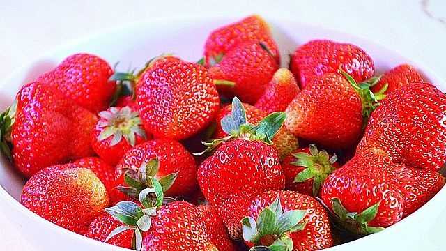 25 things you didn't know about Sarah Caldwell