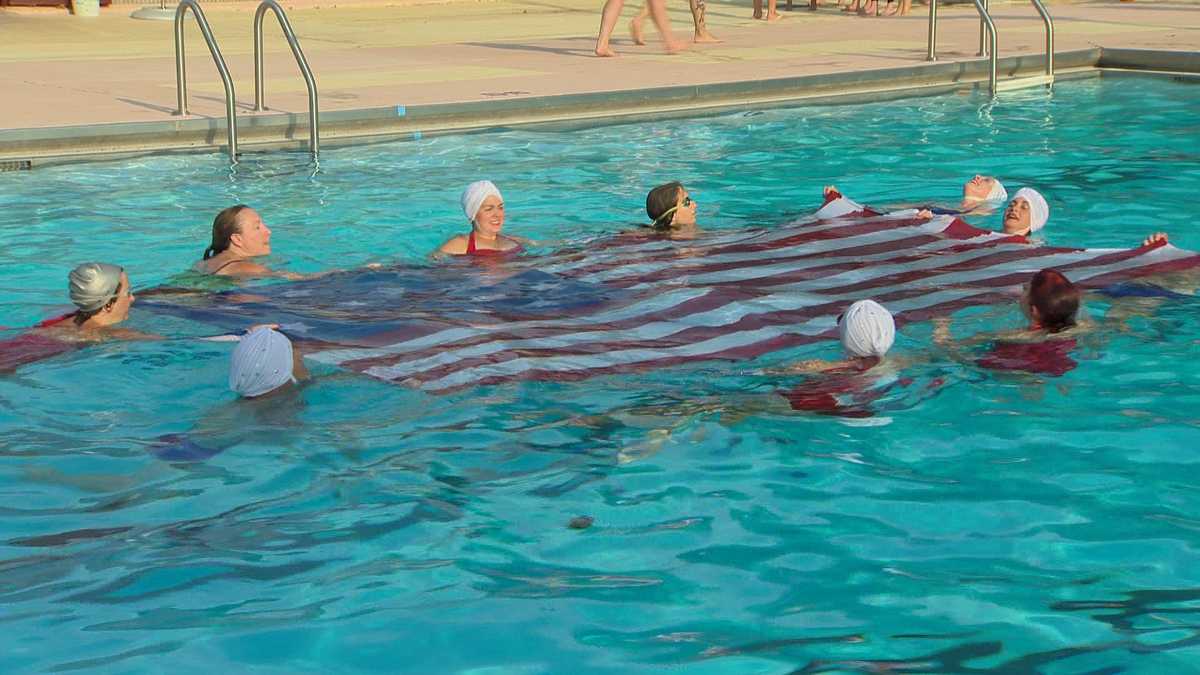 Synchronized swimmers to perform Star-Spangled show