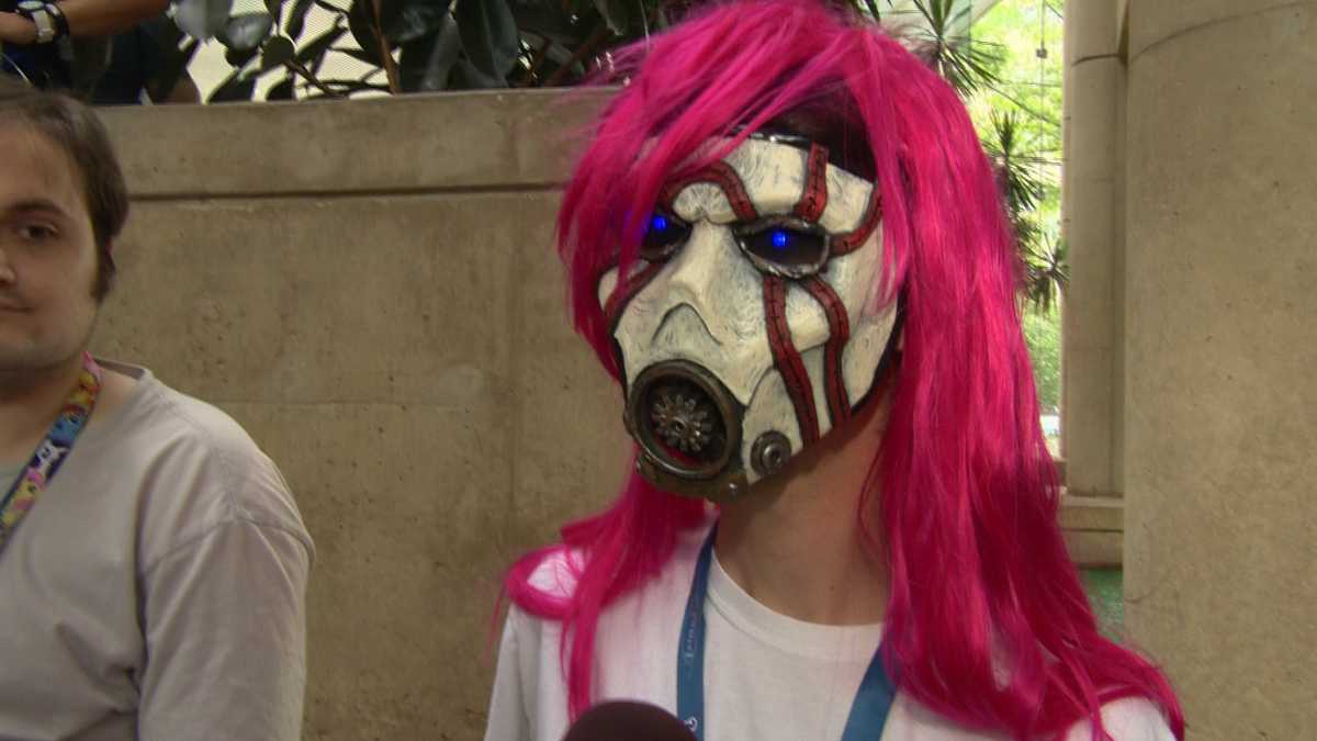 Bronycon 2014: 'My Little Pony' fans unite