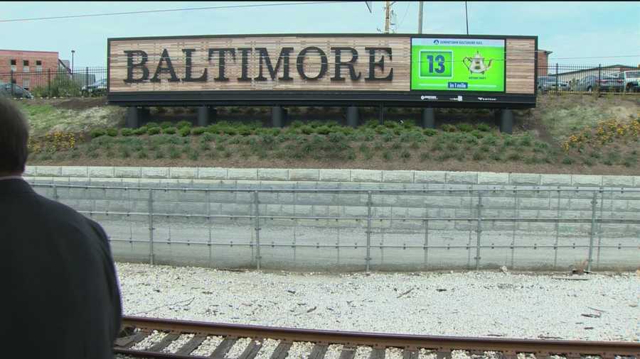 New sign welcomes rail passengers to Baltimore