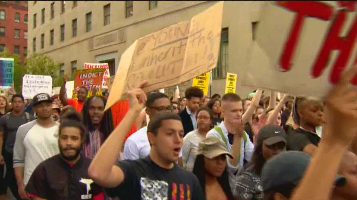 Students, gang members try to turn tide against violence