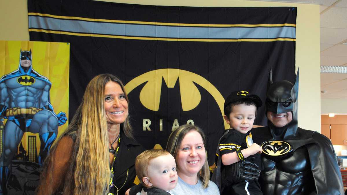 Baltimore's 'Batman' visits sick kids in hospital