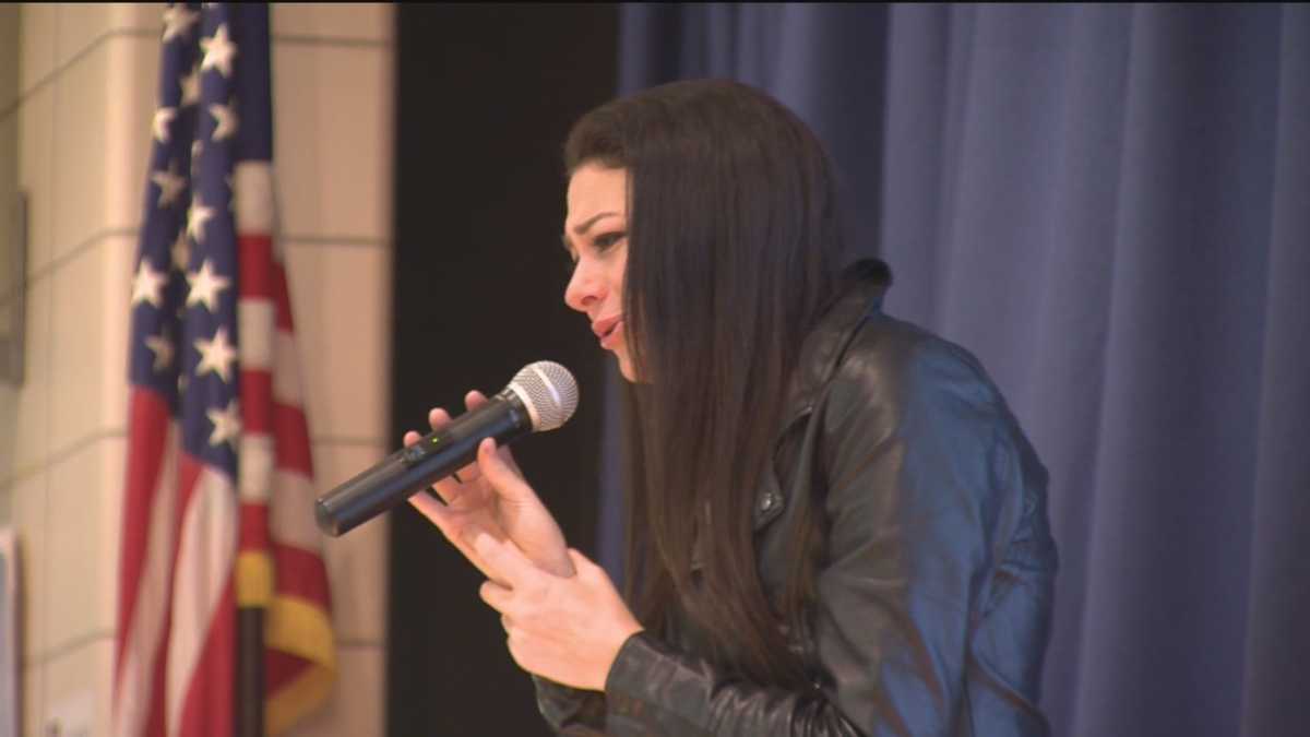 Singer spreads anti-bullying message to students