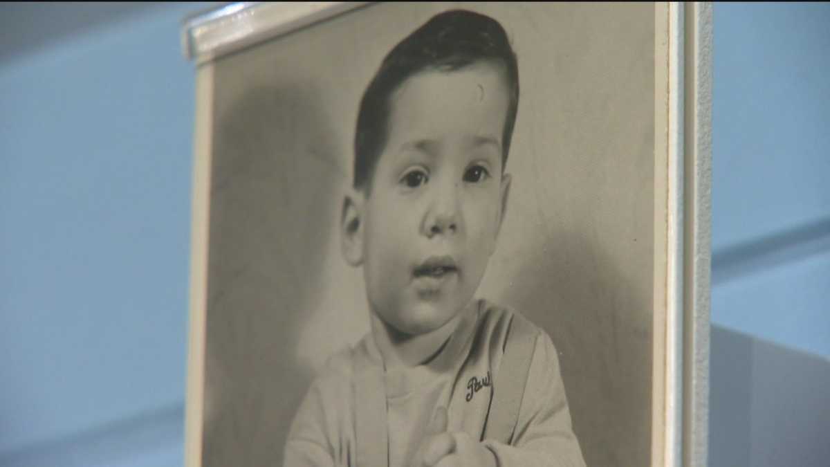 Baltimore museum celebrates Paul Simon