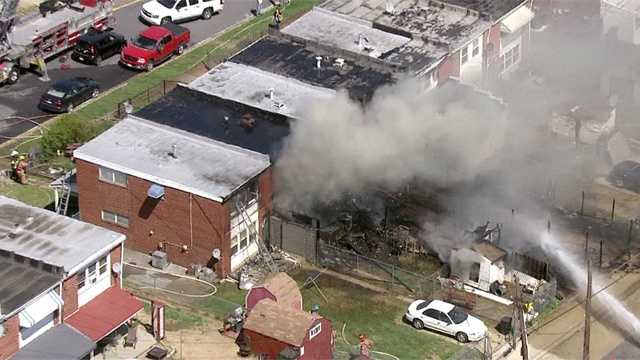 Townhomes on fire in Baltimore Highlands