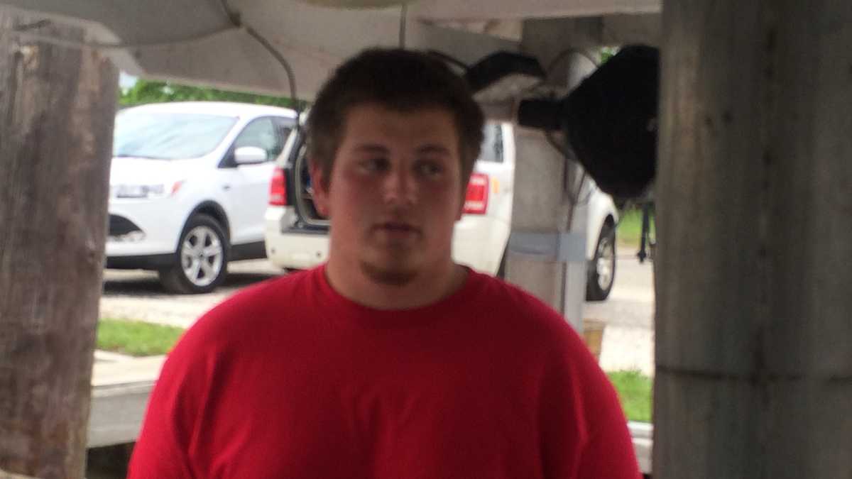 Images: 22 rescued from sinking boat in Chesapeake Bay