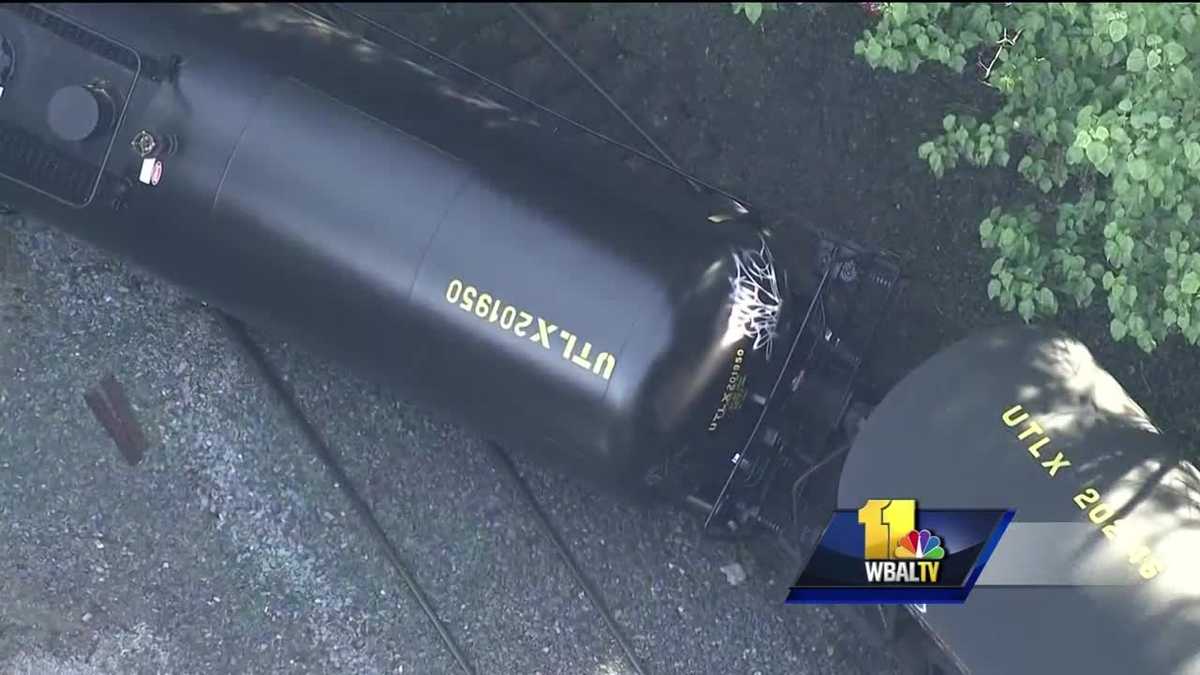 Last derailed train car removed from city tunnel