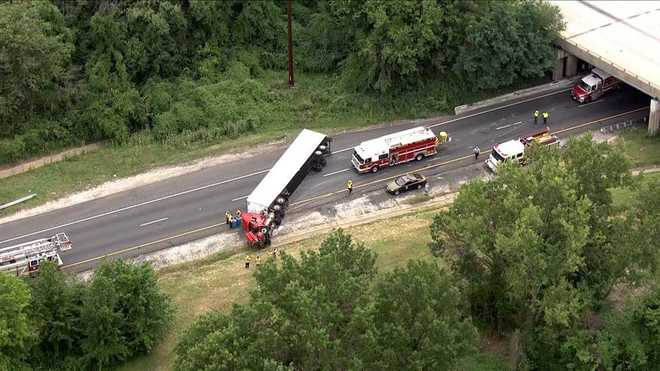 I 695 Ramp Reopens After Tractor Trailer Overturned