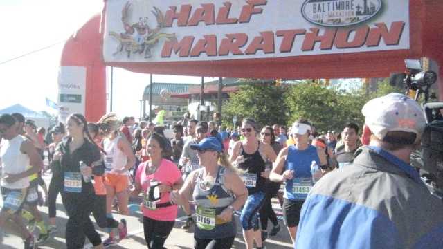 Photos: 2016 Baltimore Half Marathon start (Wave 3)