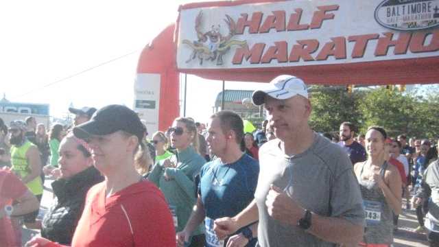 Photos: 2016 Baltimore Half Marathon start (Wave 3)