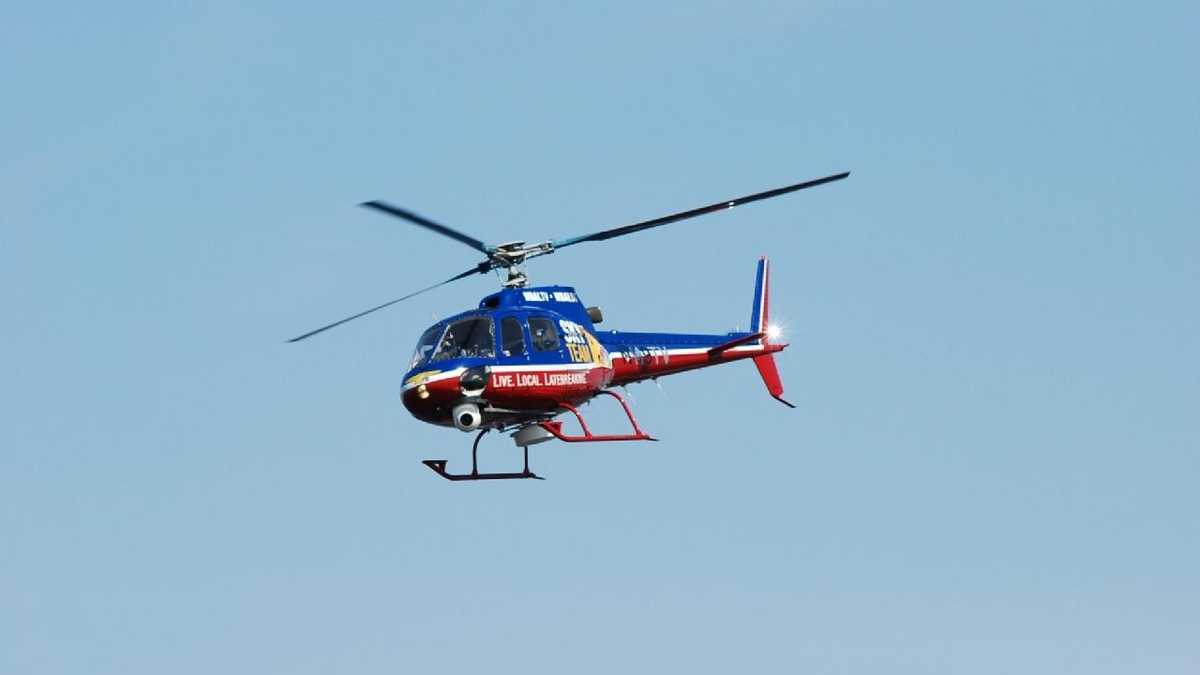 Tour SkyTeam 11, WBAL-TV's news helicopter