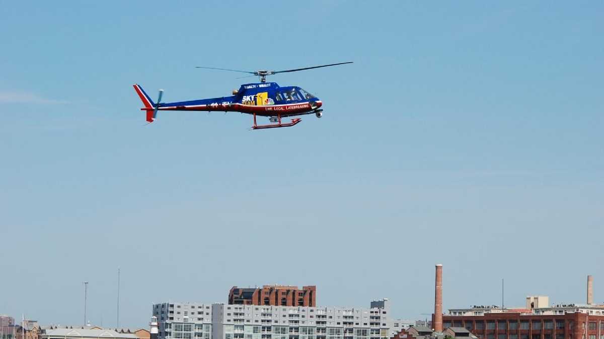 Tour SkyTeam 11, WBAL-TV's news helicopter