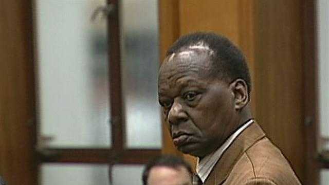 Obama corrects record: Lived with Kenyan uncle in Cambridge