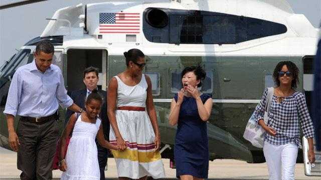 Photos: Obamas' Vineyard vacation