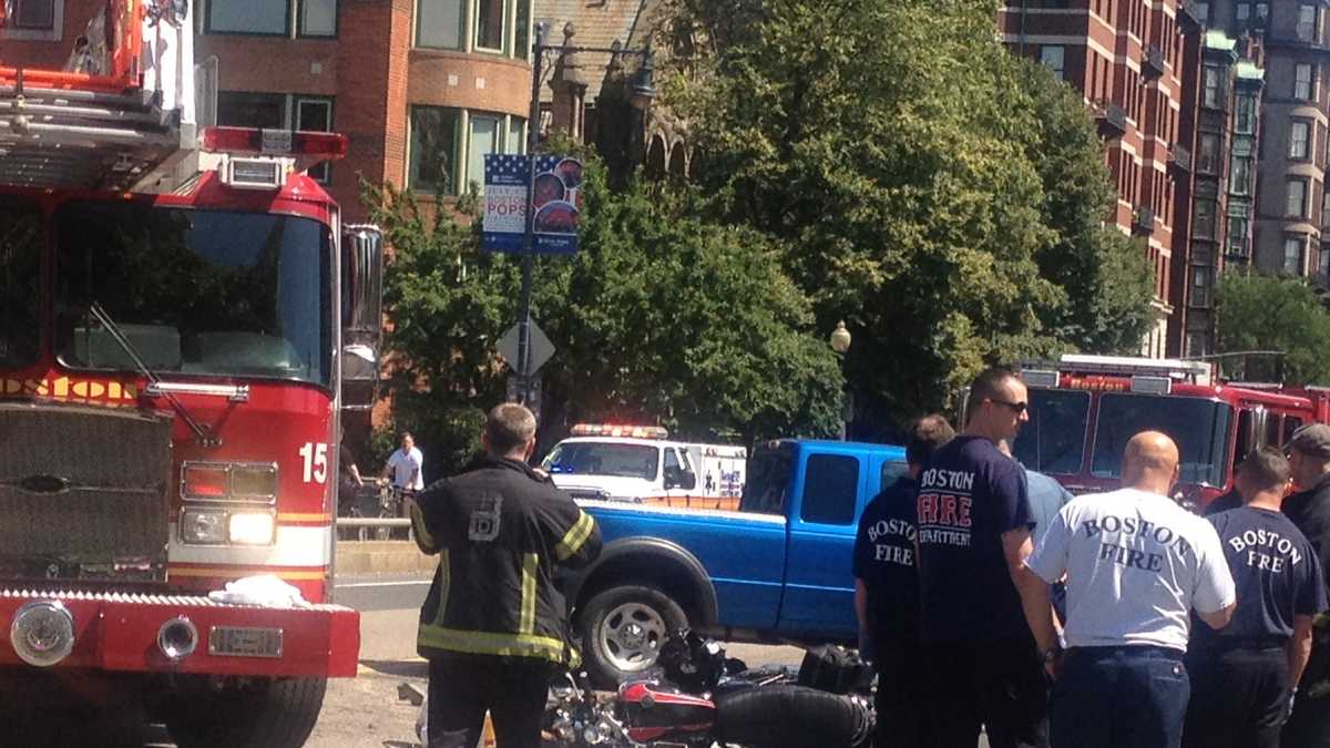 Police Id Man Killed In 3 Vehicle Crash