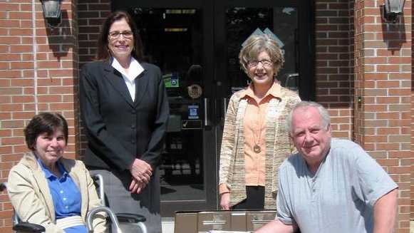 Man pays off mortgage with pennies