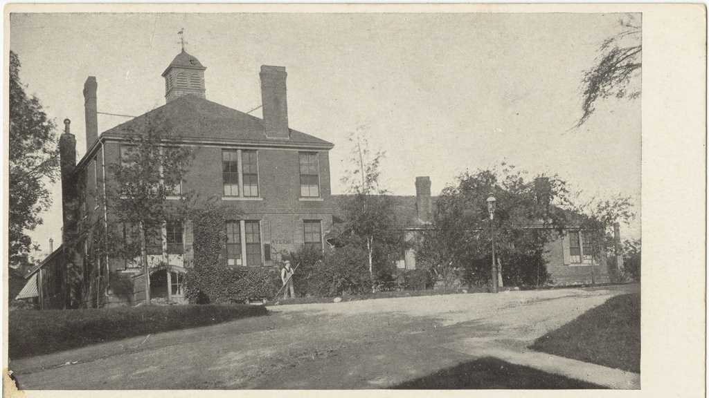 Medical history: Boston hospitals a century ago