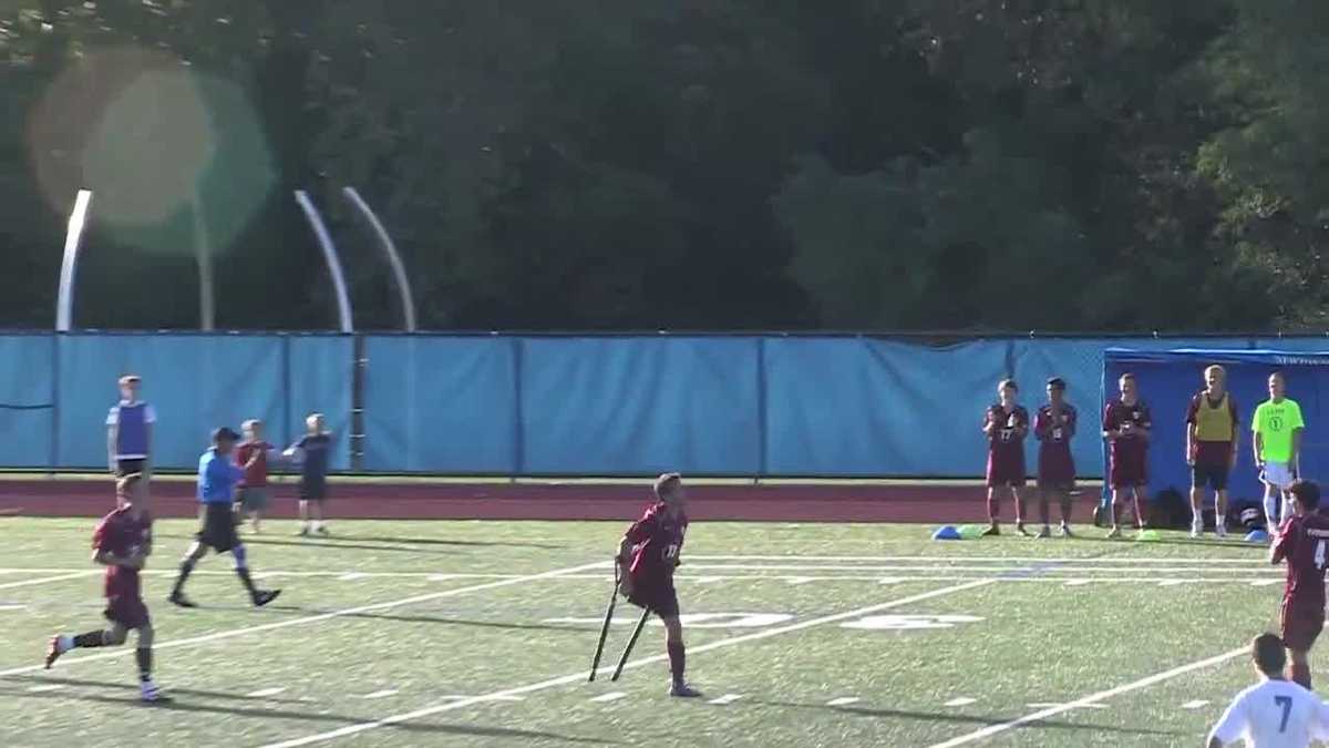 One-legged soccer player makes incredible goal