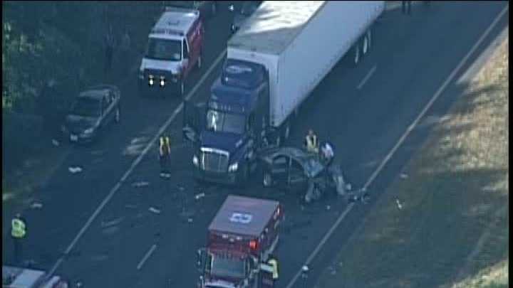 Photos Truck Vehicle Involved In I 495 Fatal Crash