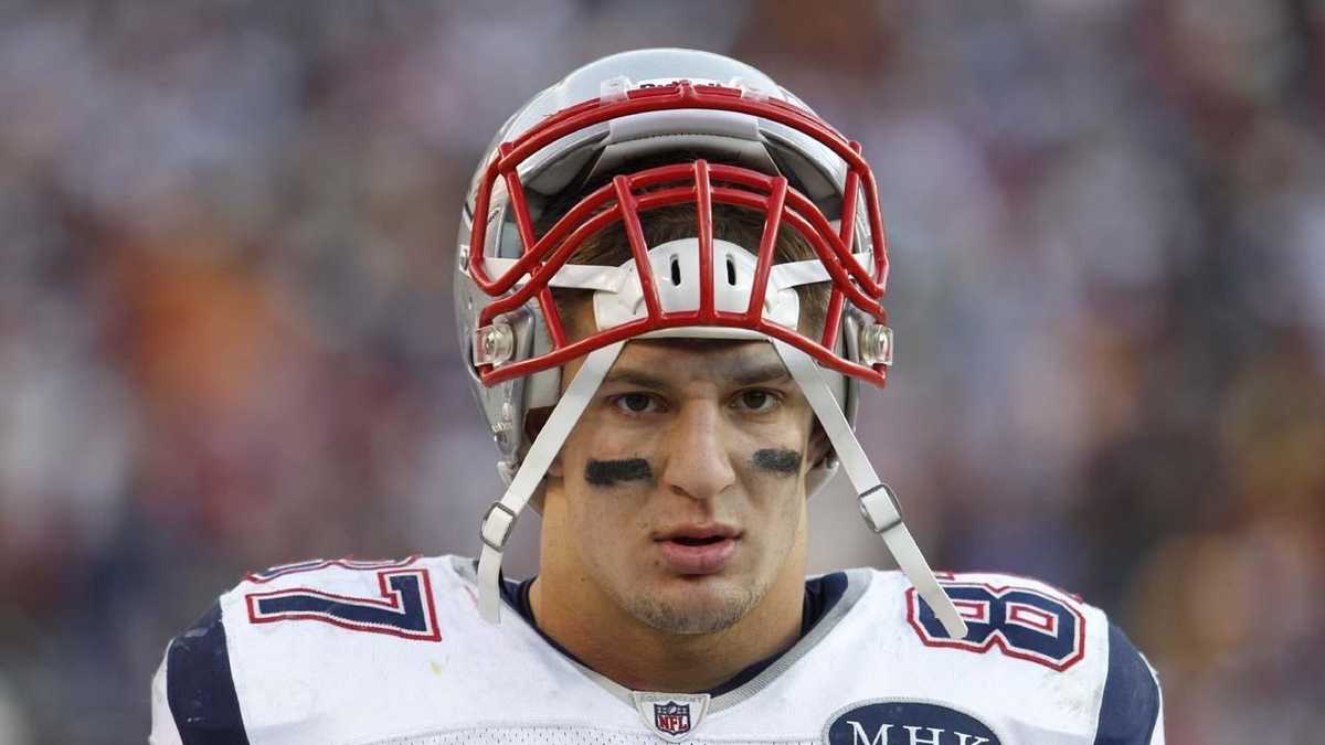 Things You Don't Know About Gronk