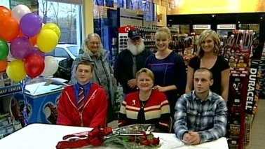 Cashier's mistake makes family lottery winners