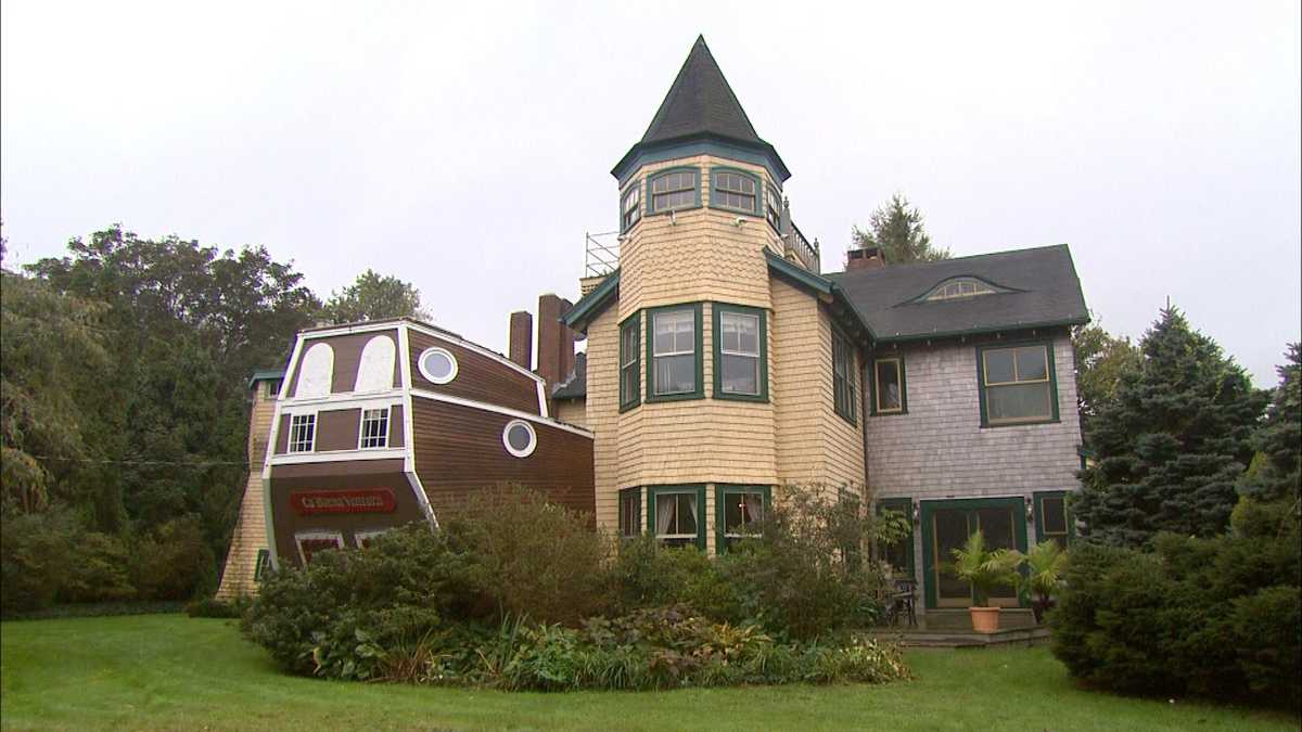 Friday, January 18: Unusual Houses