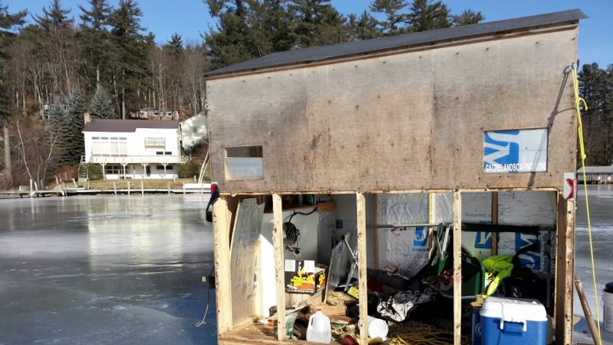 2 burned when ice fishing shack explodes