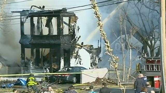 6-alarm fire destroys 3 homes