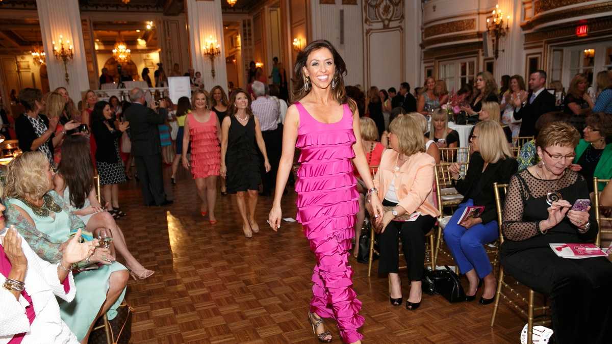 NewsCenter 5 women on fashion show runway