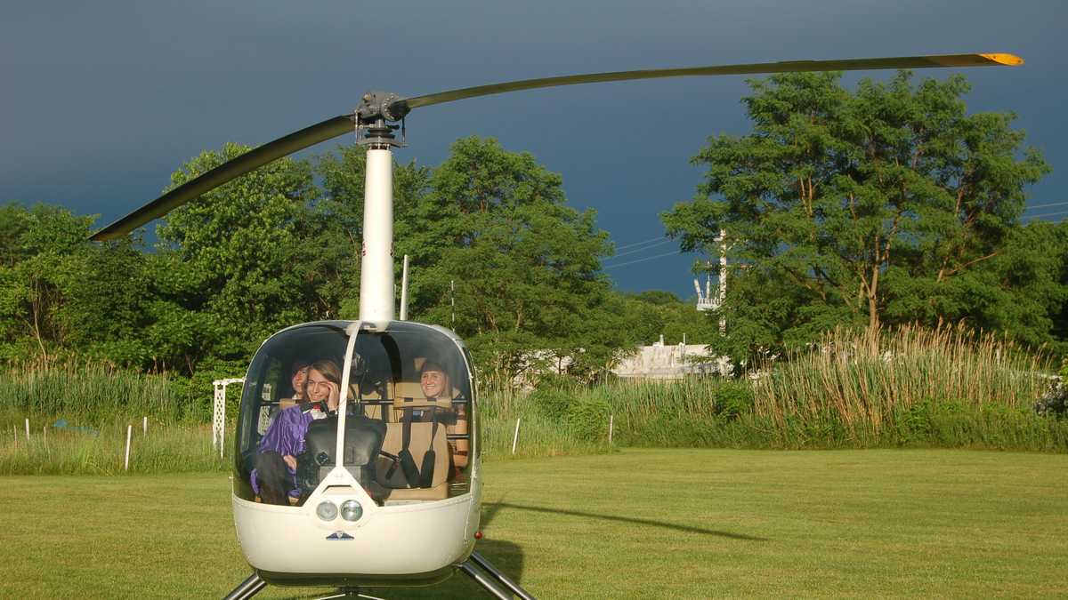 High school senior leaves graduation in helicopter