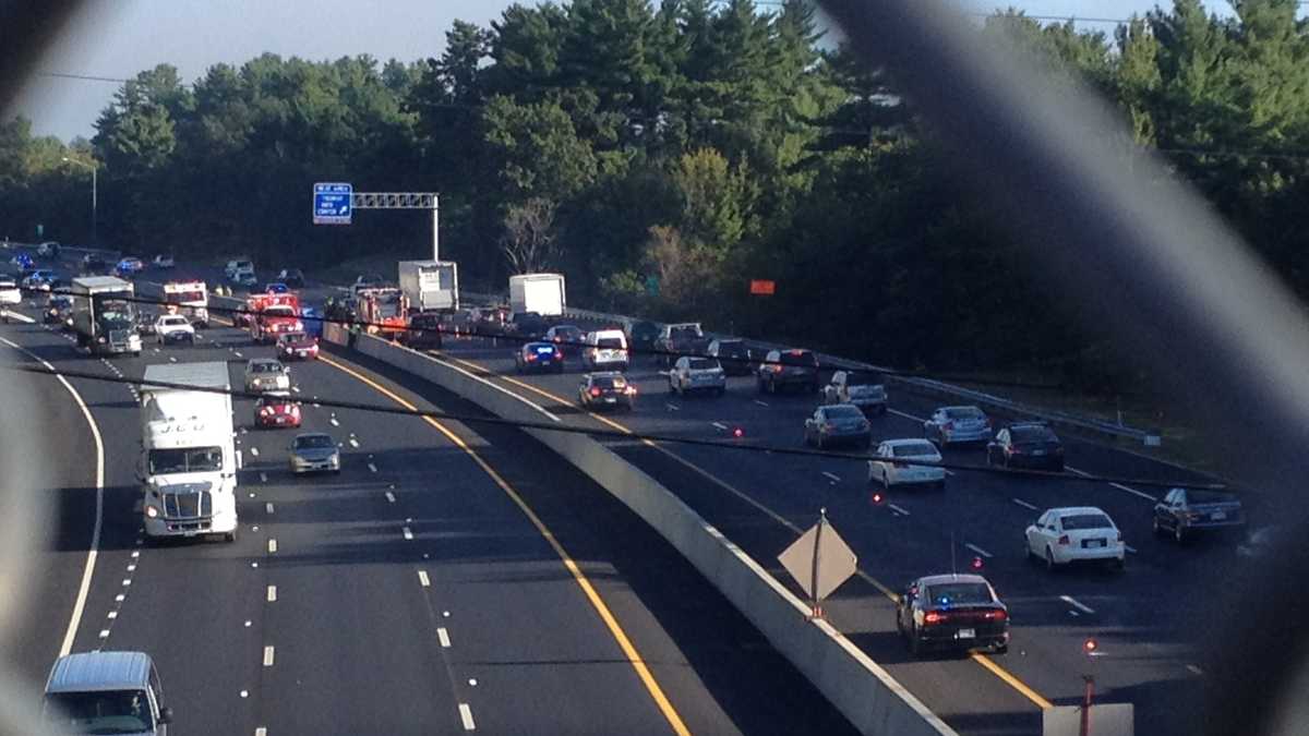 Images: Crash snarls traffic on I-93 in Hooksett
