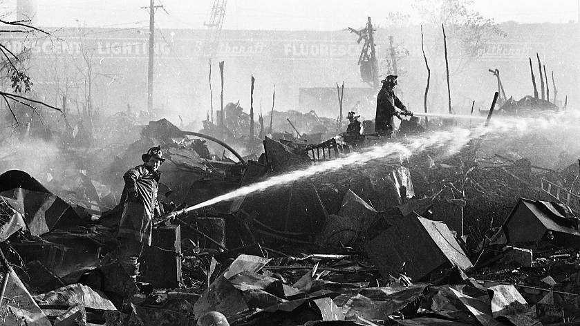 Historical photos: Great Chelsea fire of 1973